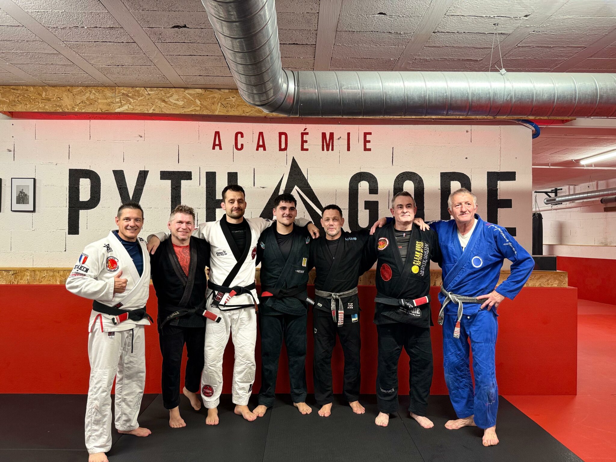 Dimitri groupe - Académie Pythagore - Jiu Jitsu Brésilien et Mixed ...